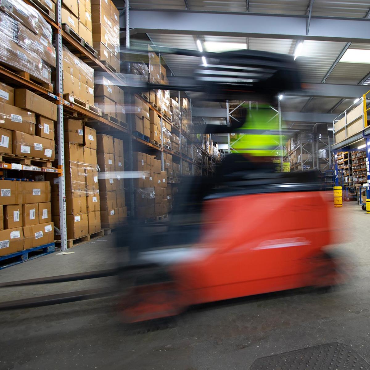 Understanding E-commerce Fulfilment and Logistics | SKU Logistics